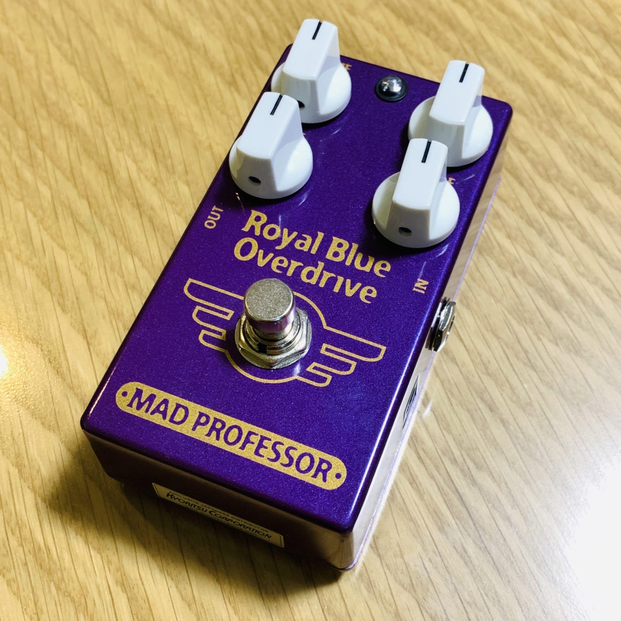 【レビュー】MAD PROFESSORのRoyal Blue Overdriveは透明感のあるサウンドが特徴 | ギター情報サイト【ギターハック】